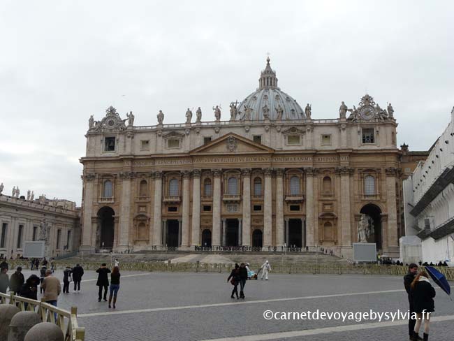 Visiter la basilique Saint-Pierre ou le Vatican (Rome)